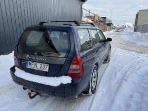 Zils Subaru Forester 2005 Telšiai, ar dzinēja tilpumu 2.00 L un nobraukumu 208 tūkst. km par 3800 €, foto 3 vietnē AUTOMOTO.COM.LV