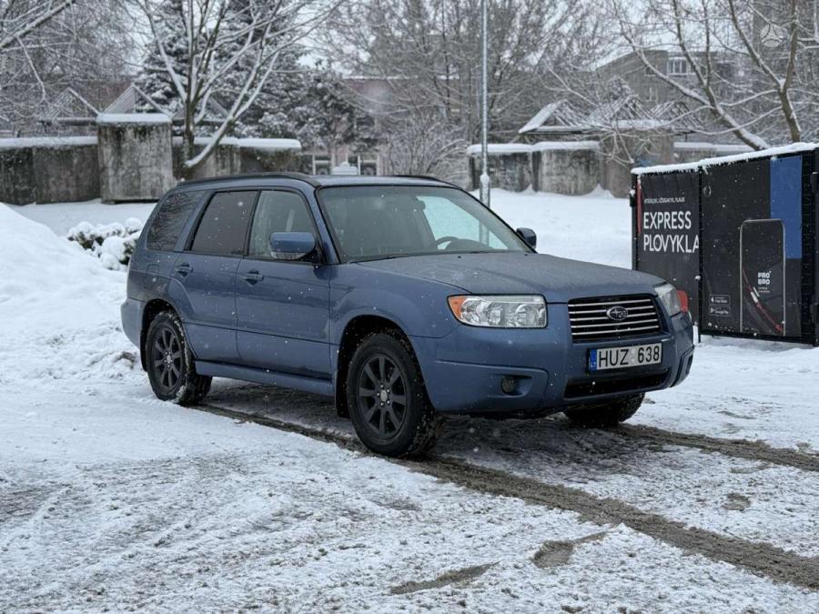 Blue Subaru Forester 2008 in Vilnius, with an engine capacity of 2.50 L and mileage of 256 thousand km for 2350 €, photo 1 on AUTOMOTO.COM.LV