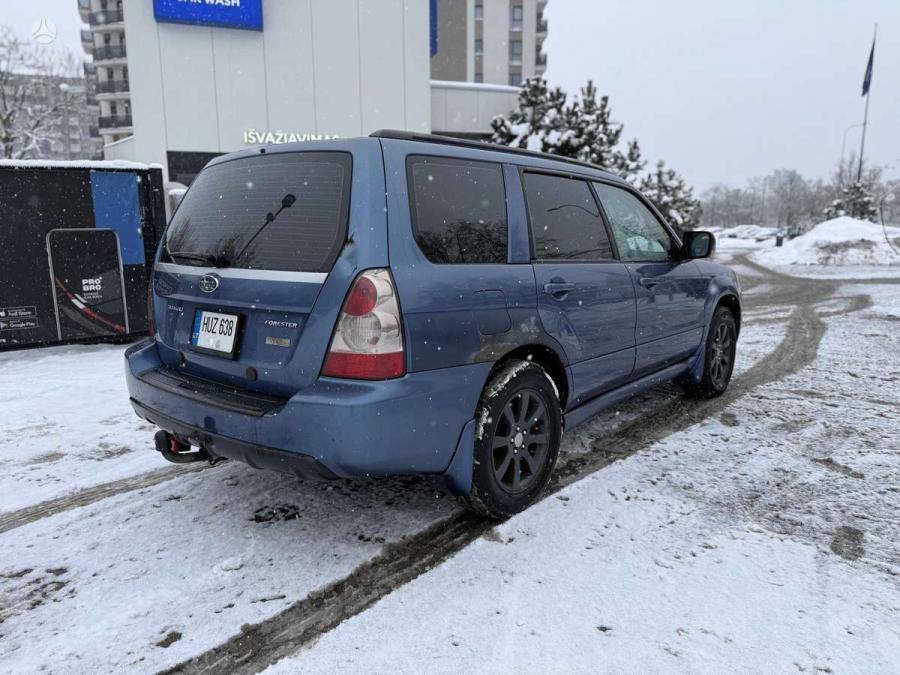 Blue Subaru Forester 2008 in Vilnius, with an engine capacity of 2.50 L and mileage of 256 thousand km for 2350 €, photo 5 on AUTOMOTO.COM.LV