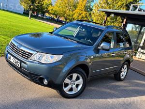 Blue Subaru Forester 2008 in Riga, with an engine capacity of 2.00 L and mileage of 315 thousand km for 2790 €, photo 1 on AUTOMOTO.COM.LV