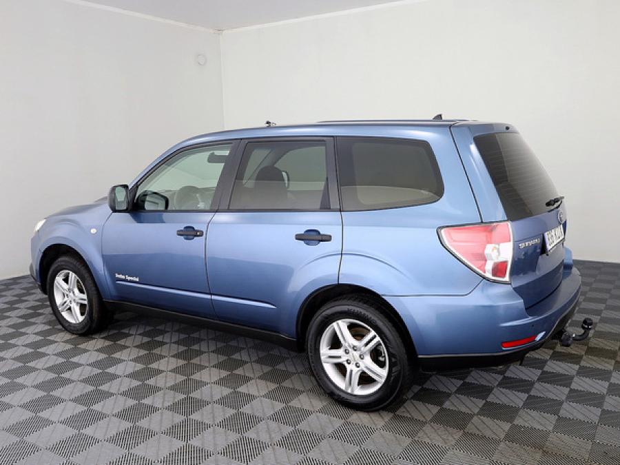 Zils Subaru Forester 2010 Tallina, ar dzinēja tilpumu 2.00 L un nobraukumu 253 tūkst. km par 2399 €, foto 5 vietnē AUTOMOTO.COM.LV
