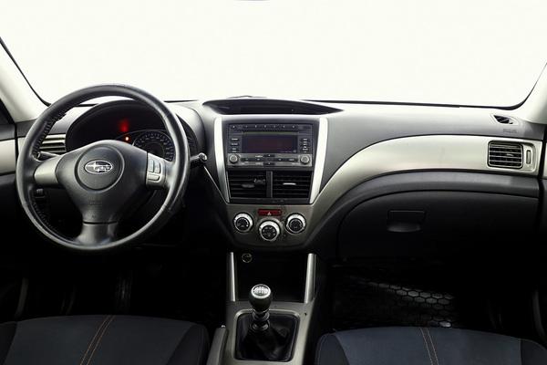 Zils Subaru Forester 2010 Tallina, ar dzinēja tilpumu 2.00 L un nobraukumu 253 tūkst. km par 2399 €, foto 5 vietnē AUTOMOTO.COM.LV