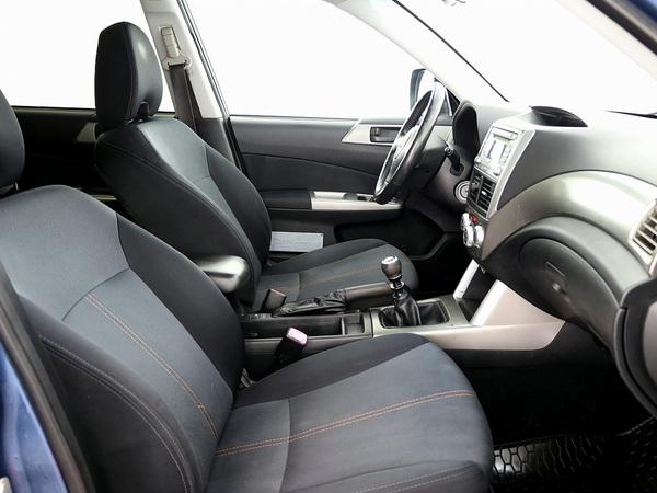Zils Subaru Forester 2010 Tallina, ar dzinēja tilpumu 2.00 L un nobraukumu 253 tūkst. km par 2399 €, foto 6 vietnē AUTOMOTO.COM.LV