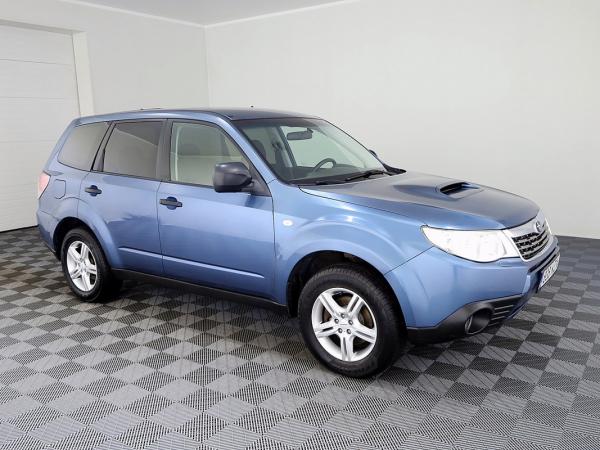 Zils Subaru Forester 2010 Tallina, ar dzinēja tilpumu 2.00 L un nobraukumu 253 tūkst. km par 2399 €, foto 8 vietnē AUTOMOTO.COM.LV
