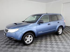 Zils Subaru Forester 2010 Tallina, ar dzinēja tilpumu 2.00 L un nobraukumu 253 tūkst. km par 2399 €, foto 10 vietnē AUTOMOTO.COM.LV