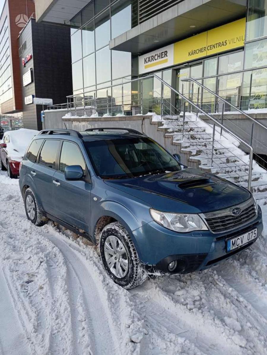 Zils Subaru Forester 2011 Viļņa, ar dzinēja tilpumu 2.00 L un nobraukumu 3146 tūkst. km par 5250 €, foto 4 vietnē AUTOMOTO.COM.LV