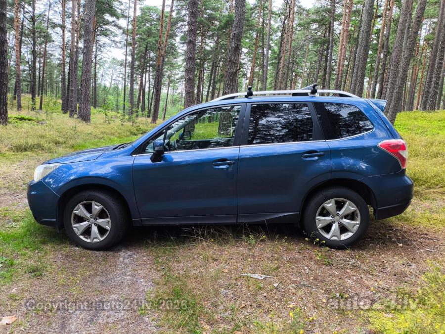 Blue Subaru Forester 2013 in Tallinn, with an engine capacity of 2.00 L and mileage of 257 thousand km for 7400 €, photo 3 on AUTOMOTO.COM.LV