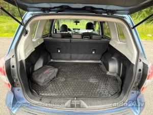 Zils Subaru Forester 2014 Tallina, ar dzinēja tilpumu 2.00 L un nobraukumu 183 tūkst. km par 10000 €, foto 8 vietnē AUTOMOTO.COM.LV