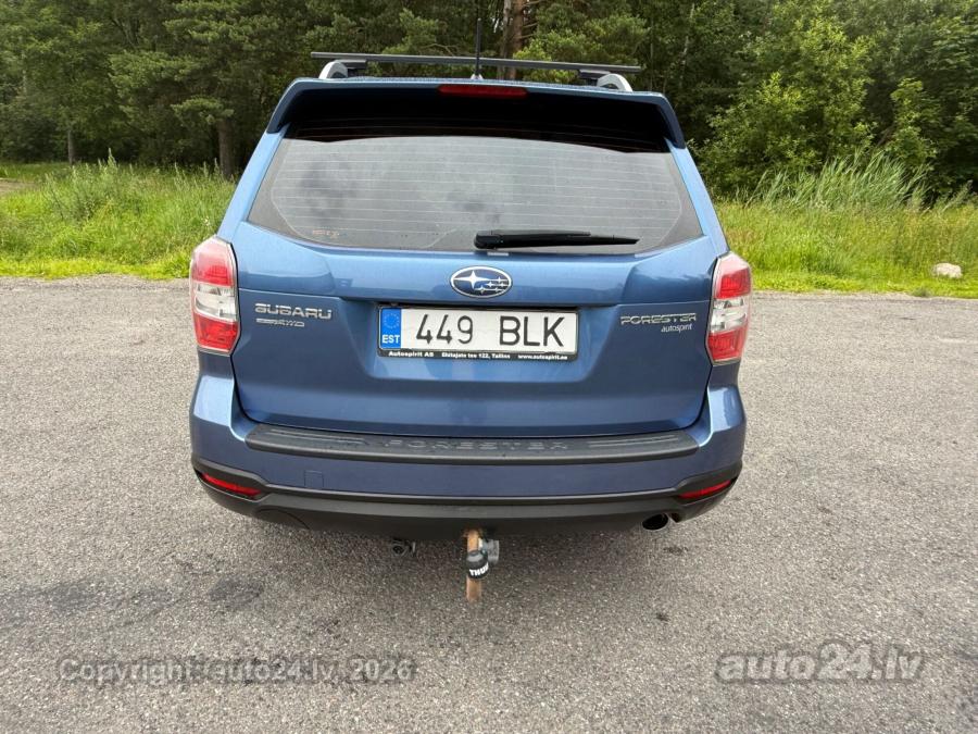 Zils Subaru Forester 2014 Tallina, ar dzinēja tilpumu 2.00 L un nobraukumu 183 tūkst. km par 10000 €, foto 12 vietnē AUTOMOTO.COM.LV