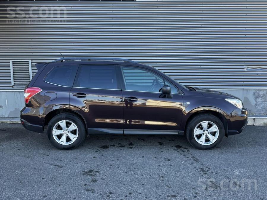 Brown Subaru Forester 2013 in Riga, with an engine capacity of 2.00 L and mileage of 251 thousand km for 7900 €, photo 7 on AUTOMOTO.COM.LV