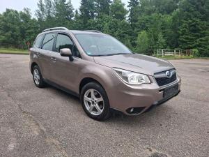 Brown Subaru Forester 2014 in Utena, with an engine capacity of 2.00 L and mileage of 263 thousand km for 6400 €, photo 3 on AUTOMOTO.COM.LV