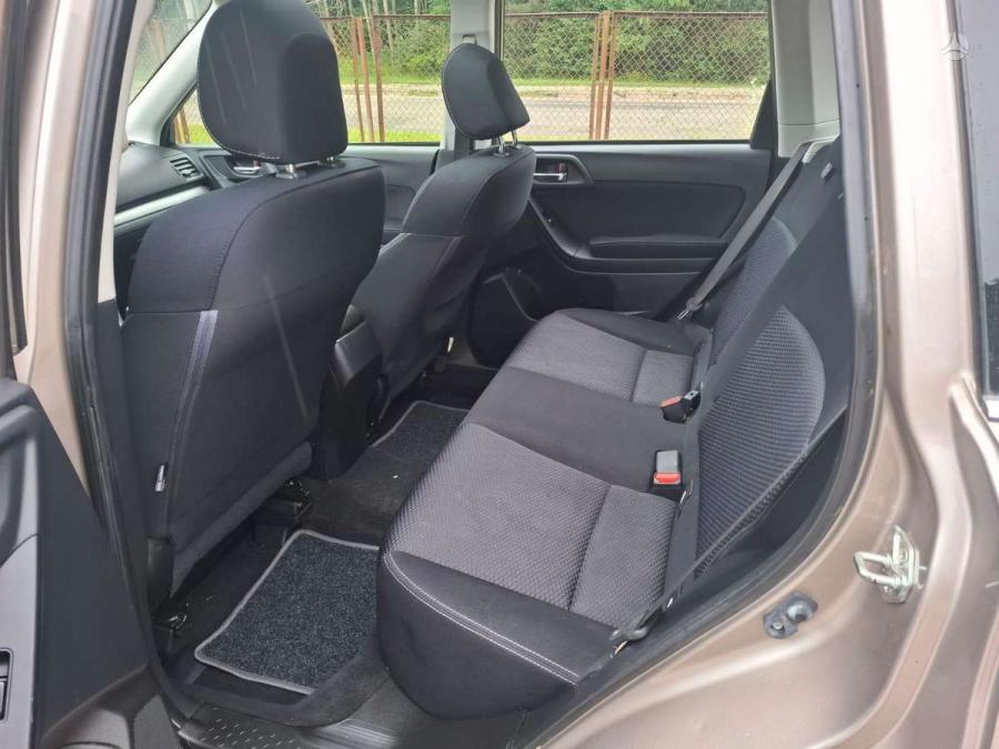Brown Subaru Forester 2014 in Utena, with an engine capacity of 2.00 L and mileage of 263 thousand km for 6400 €, photo 9 on AUTOMOTO.COM.LV