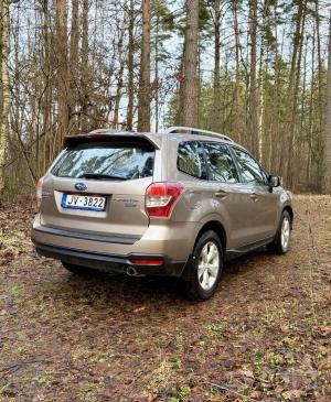 Brown Subaru Forester 2015 in Valmiera, with an engine capacity of 2.00 L and mileage of 203 thousand km for 6700 €, photo 3 on AUTOMOTO.COM.LV