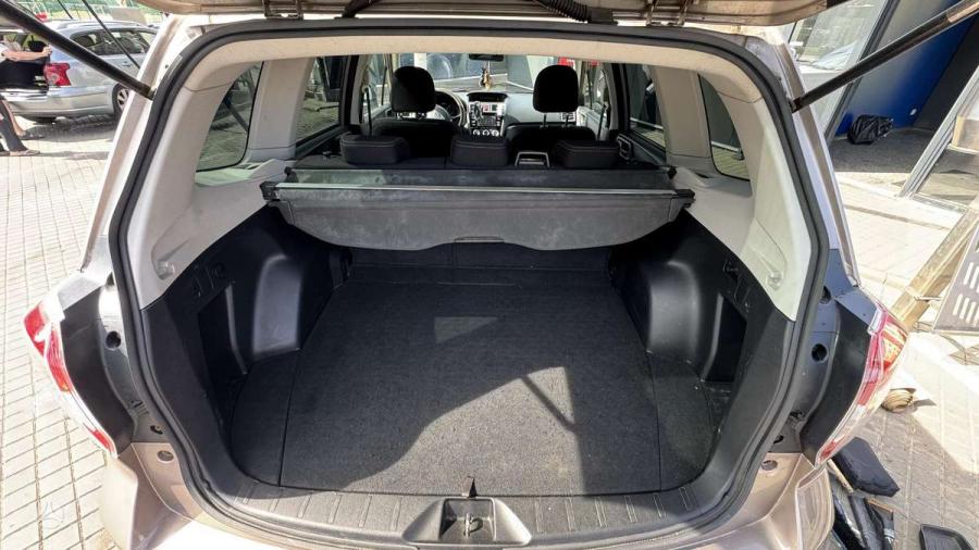 Brūns Subaru Forester 2015 Viļņa, ar dzinēja tilpumu 2.00 L un nobraukumu 100 tūkst. km par 13900 €, foto 16 vietnē AUTOMOTO.COM.LV
