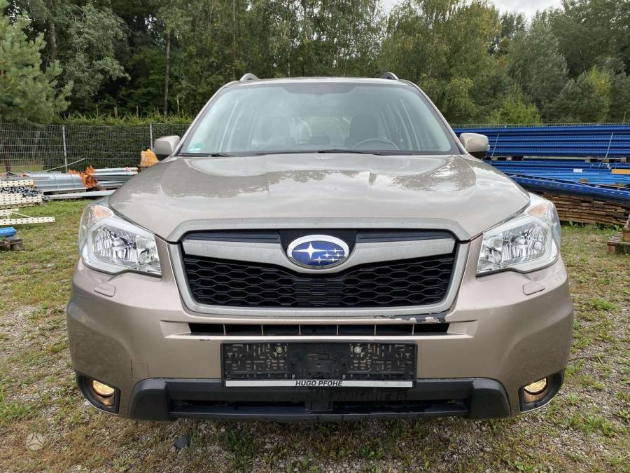 Brown Subaru Forester 2015 in Jonava, with an engine capacity of 2.00 L and mileage of 208 thousand km for 4200 €, photo 3 on AUTOMOTO.COM.LV