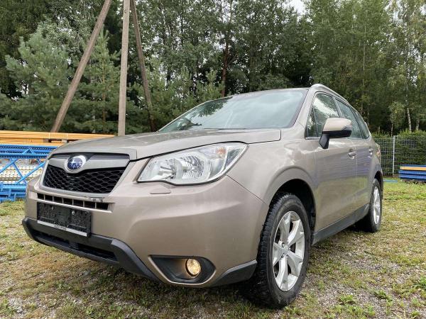 Brown Subaru Forester 2015 in Jonava, with an engine capacity of 2.00 L and mileage of 208 thousand km for 4200 €, photo 3 on AUTOMOTO.COM.LV