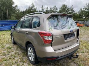 Brown Subaru Forester 2015 in Jonava, with an engine capacity of 2.00 L and mileage of 208 thousand km for 4200 €, photo 5 on AUTOMOTO.COM.LV