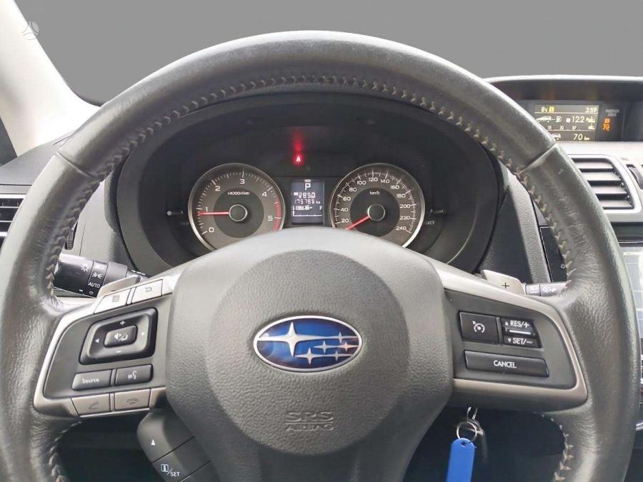 Brown Subaru Forester 2015 in Vilnius, with an engine capacity of 2.00 L and mileage of 176 thousand km for 8890 €, photo 9 on AUTOMOTO.COM.LV