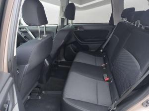 Brown Subaru Forester 2015 in Vilnius, with an engine capacity of 2.00 L and mileage of 176 thousand km for 8890 €, photo 17 on AUTOMOTO.COM.LV