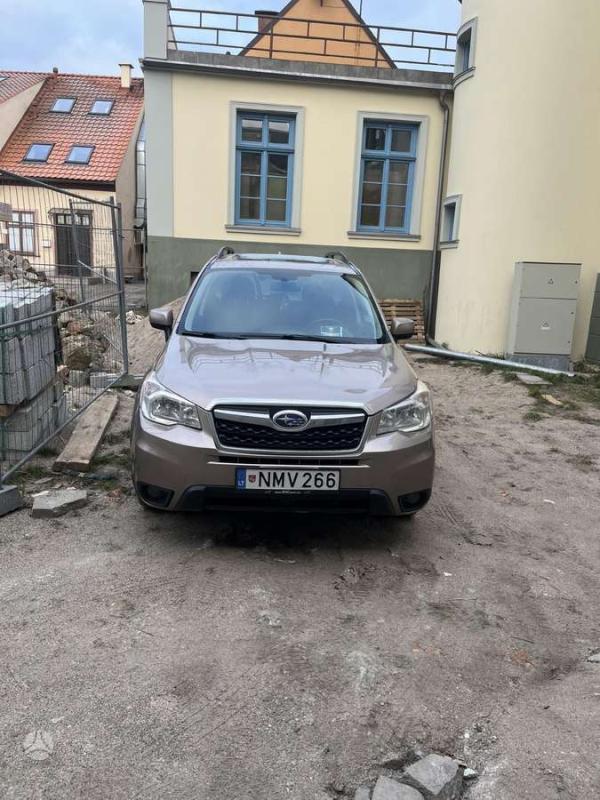 Brown Subaru Forester 2016 in Klaipeda, with an engine capacity of 2.50 L and mileage of 111 thousand km for 9200 €, photo 3 on AUTOMOTO.COM.LV