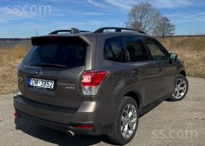 Brown Subaru Forester 2017 in Riga, with an engine capacity of 2.50 L and mileage of 145 thousand km for 13400 €, photo 6 on AUTOMOTO.COM.LV