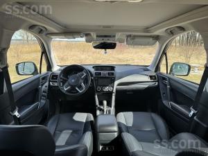 Brown Subaru Forester 2017 in Riga, with an engine capacity of 2.50 L and mileage of 145 thousand km for 13400 €, photo 9 on AUTOMOTO.COM.LV