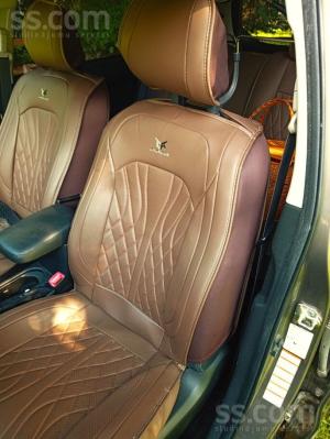 Brown Subaru Forester 2017 in Daugavpils, with an engine capacity of 2.00 L and mileage of 185 thousand km for 12700 €, photo 6 on AUTOMOTO.COM.LV