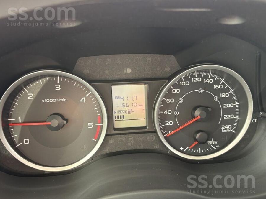 Brown Subaru Forester 2017 in Riga, with an engine capacity of 2.00 L and mileage of 117 thousand km for 14500 €, photo 13 on AUTOMOTO.COM.LV