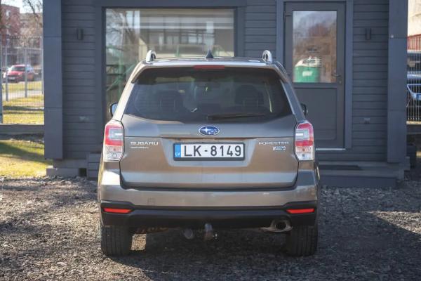 Brūns Subaru Forester 2018 Liepāja, ar dzinēja tilpumu 2.00 L un nobraukumu 240 tūkst. km par 9500 €, foto 3 vietnē AUTOMOTO.COM.LV