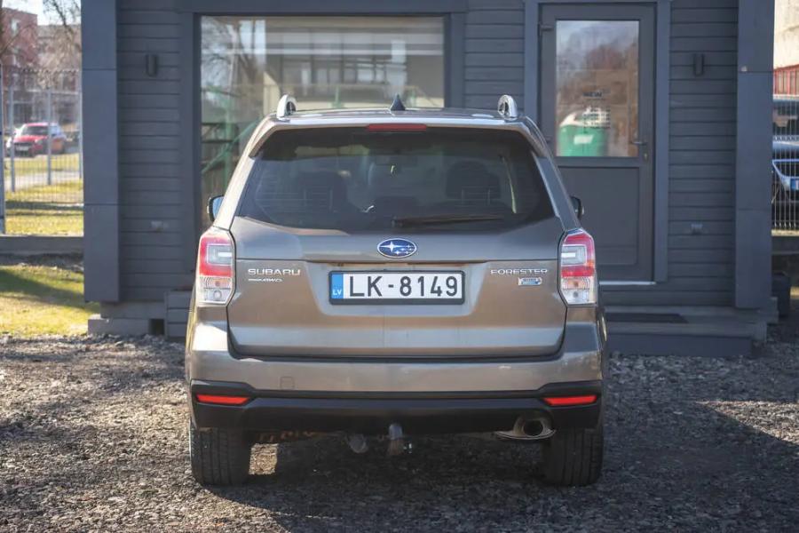 Brūns Subaru Forester 2018 Liepāja, ar dzinēja tilpumu 2.00 L un nobraukumu 240 tūkst. km par 9500 €, foto 4 vietnē AUTOMOTO.COM.LV