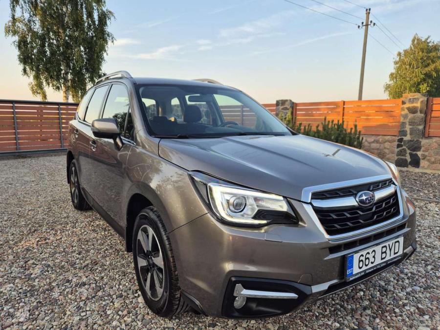 Brown Subaru Forester 2018 in Marijampole, with an engine capacity of 2.00 L and mileage of 215 thousand km for 10800 €, photo 4 on AUTOMOTO.COM.LV