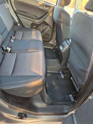 Brown Subaru Forester 2018 in Marijampole, with an engine capacity of 2.00 L and mileage of 215 thousand km for 10800 €, photo 33 on AUTOMOTO.COM.LV