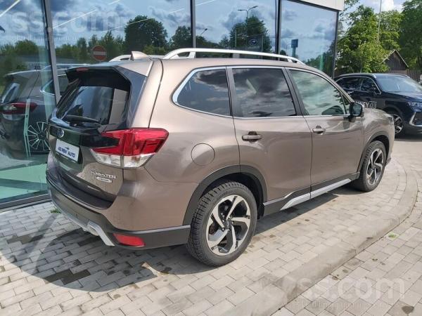 Brown Subaru Forester 2022 in Riga, with an engine capacity of 2.00 L and mileage of 69 thousand km for 27000 €, photo 4 on AUTOMOTO.COM.LV