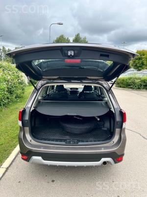 Brown Subaru Forester 2022 in Riga, with an engine capacity of 1.90 L and mileage of 113 thousand km for 20500 €, photo 5 on AUTOMOTO.COM.LV