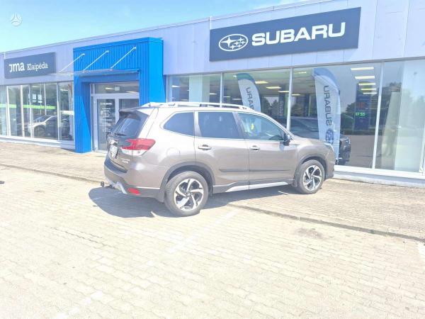 Brown Subaru Forester 2023 in Klaipeda, with an engine capacity of 2.00 L and mileage of 29 thousand km for 30400 €, photo 5 on AUTOMOTO.COM.LV