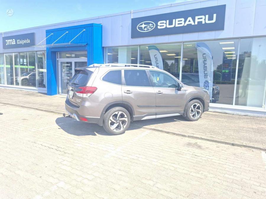 Brown Subaru Forester 2023 in Klaipeda, with an engine capacity of 2.00 L and mileage of 29 thousand km for 30400 €, photo 6 on AUTOMOTO.COM.LV
