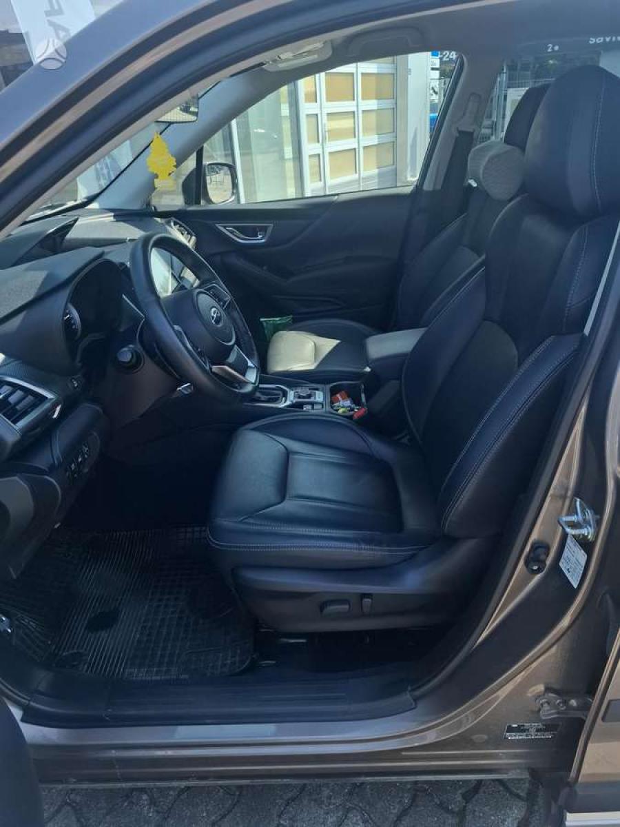 Brown Subaru Forester 2023 in Klaipeda, with an engine capacity of 2.00 L and mileage of 29 thousand km for 30400 €, photo 9 on AUTOMOTO.COM.LV