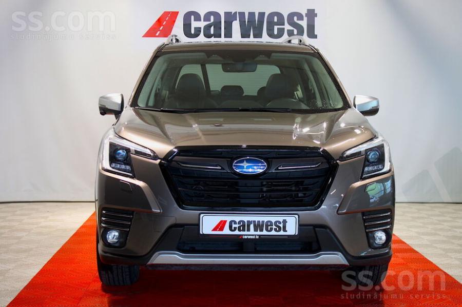 Brown Subaru Forester 2024 in Riga, with an engine capacity of 2.00 L and mileage of 65 thousand km for 28200 €, photo 3 on AUTOMOTO.COM.LV
