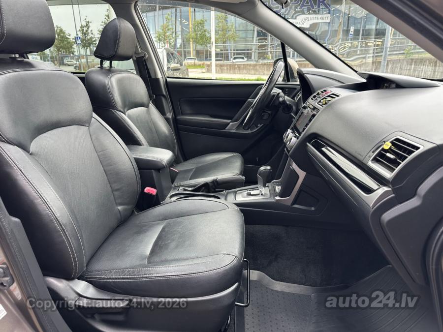 Brown Subaru Forester 2017 in Tallinn, with an engine capacity of 2.00 L and mileage of 186 thousand km for 11990 €, photo 11 on AUTOMOTO.COM.LV