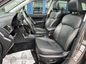 Brown Subaru Forester 2017 in Tallinn, with an engine capacity of 2.00 L and mileage of 186 thousand km for 11990 €, photo 12 on AUTOMOTO.COM.LV