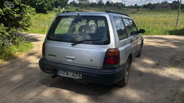 Subaru Forester 1998 in Vilnius, with an engine capacity of 2.00 L and mileage of 349 thousand km for 680 €, photo 6 on AUTOMOTO.COM.LV