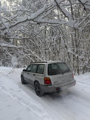 Subaru Forester 1999 Viļņa, ar dzinēja tilpumu 2.00 L un nobraukumu 360 tūkst. km par 2450 €, foto 5 vietnē AUTOMOTO.COM.LV