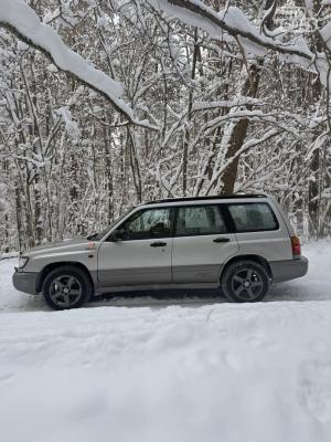 Subaru Forester 1999 Viļņa, ar dzinēja tilpumu 2.00 L un nobraukumu 360 tūkst. km par 2450 €, foto 6 vietnē AUTOMOTO.COM.LV