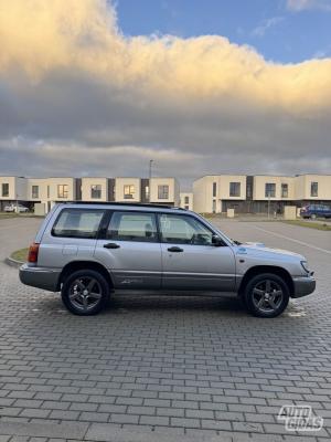 Subaru Forester 1999 Viļņa, ar dzinēja tilpumu 2.00 L un nobraukumu 360 tūkst. km par 2450 €, foto 15 vietnē AUTOMOTO.COM.LV