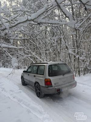 Subaru Forester 1999 Viļņa, ar dzinēja tilpumu 2.00 L un nobraukumu 360 tūkst. km par 2450 €, foto 6 vietnē AUTOMOTO.COM.LV