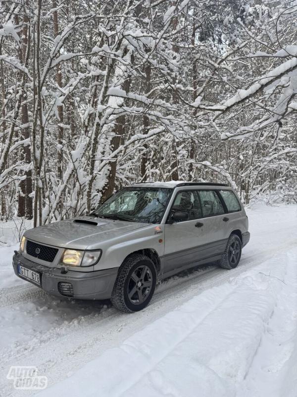 Subaru Forester 1999 Viļņa, ar dzinēja tilpumu 2.00 L un nobraukumu 360 tūkst. km par 2450 €, foto 8 vietnē AUTOMOTO.COM.LV