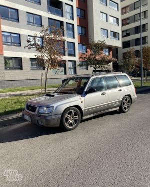 Subaru Forester 1999 in Panevezys, with an engine capacity of 2.00 L and mileage of 360 thousand km for 2450 €, photo  on AUTOMOTO.COM.LV