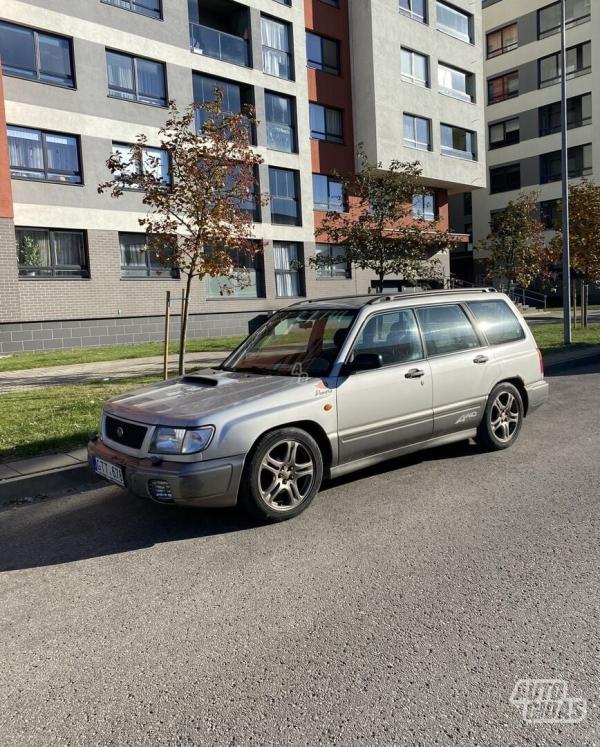 Subaru Forester 1999 in Panevezys, with an engine capacity of 2.00 L and mileage of 360 thousand km for 2350 €, photo 7 on AUTOMOTO.COM.LV