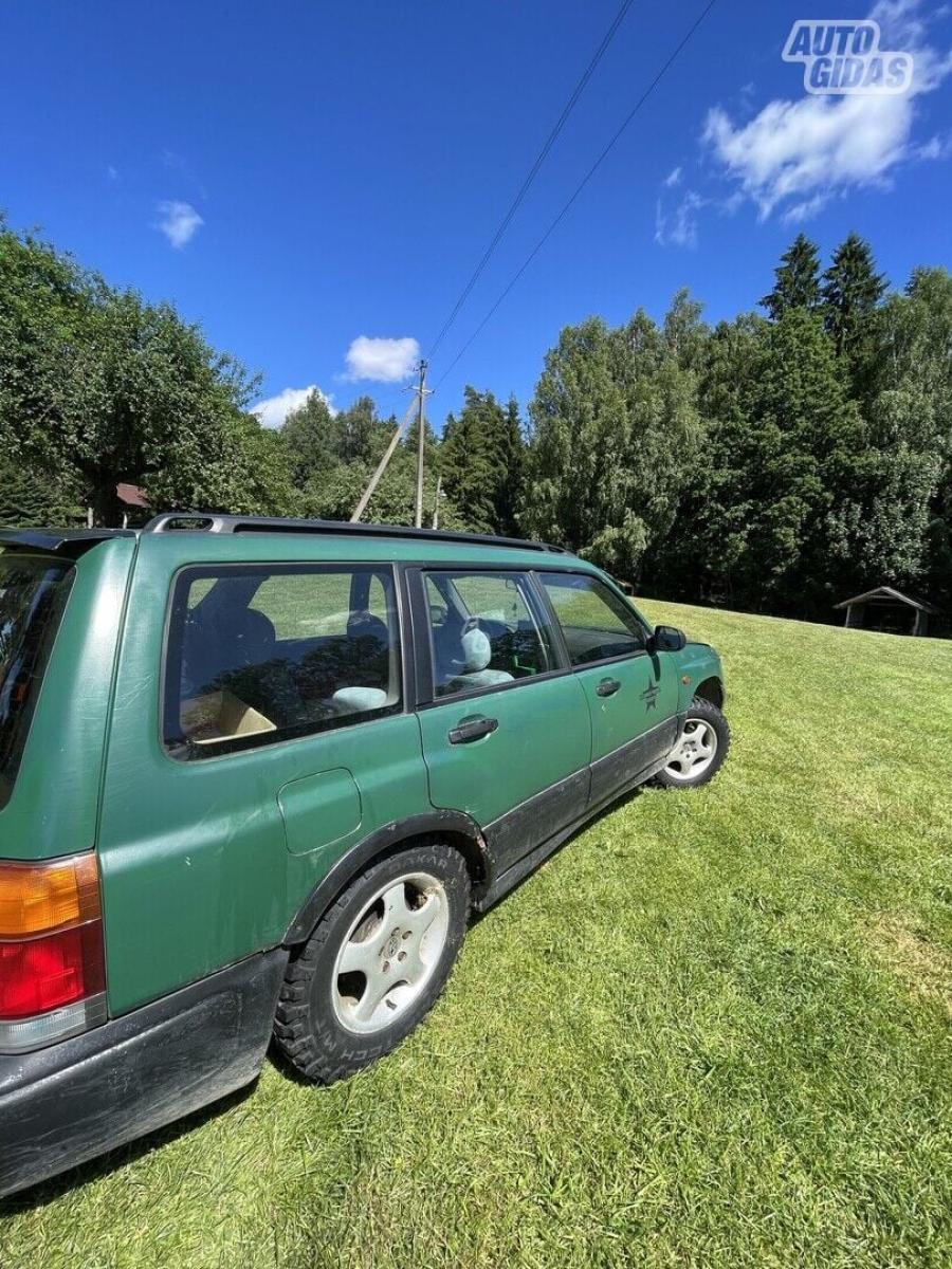 Subaru Forester 1999 in Plunge, with an engine capacity of 2.00 L and mileage of 202 thousand km for 450 €, photo 3 on AUTOMOTO.COM.LV