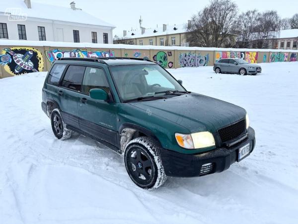 Subaru Forester 2000 in Vilnius, with an engine capacity of 2.50 L and mileage of 277 thousand km for 1700 €, photo 7 on AUTOMOTO.COM.LV